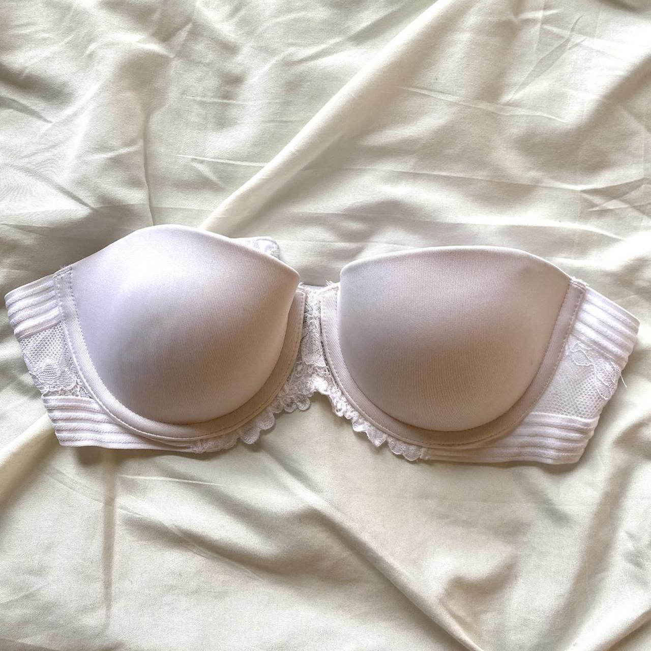 Target Women's White Bra | Depop