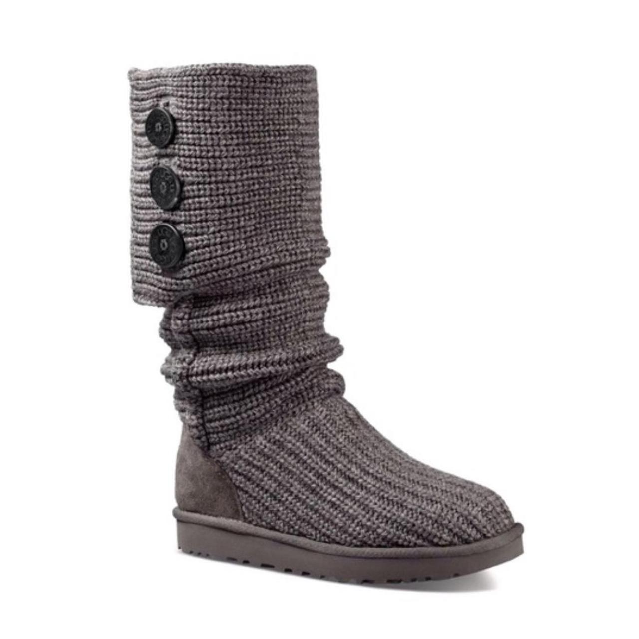 Grey knitted UGG boots #winterboots - Depop