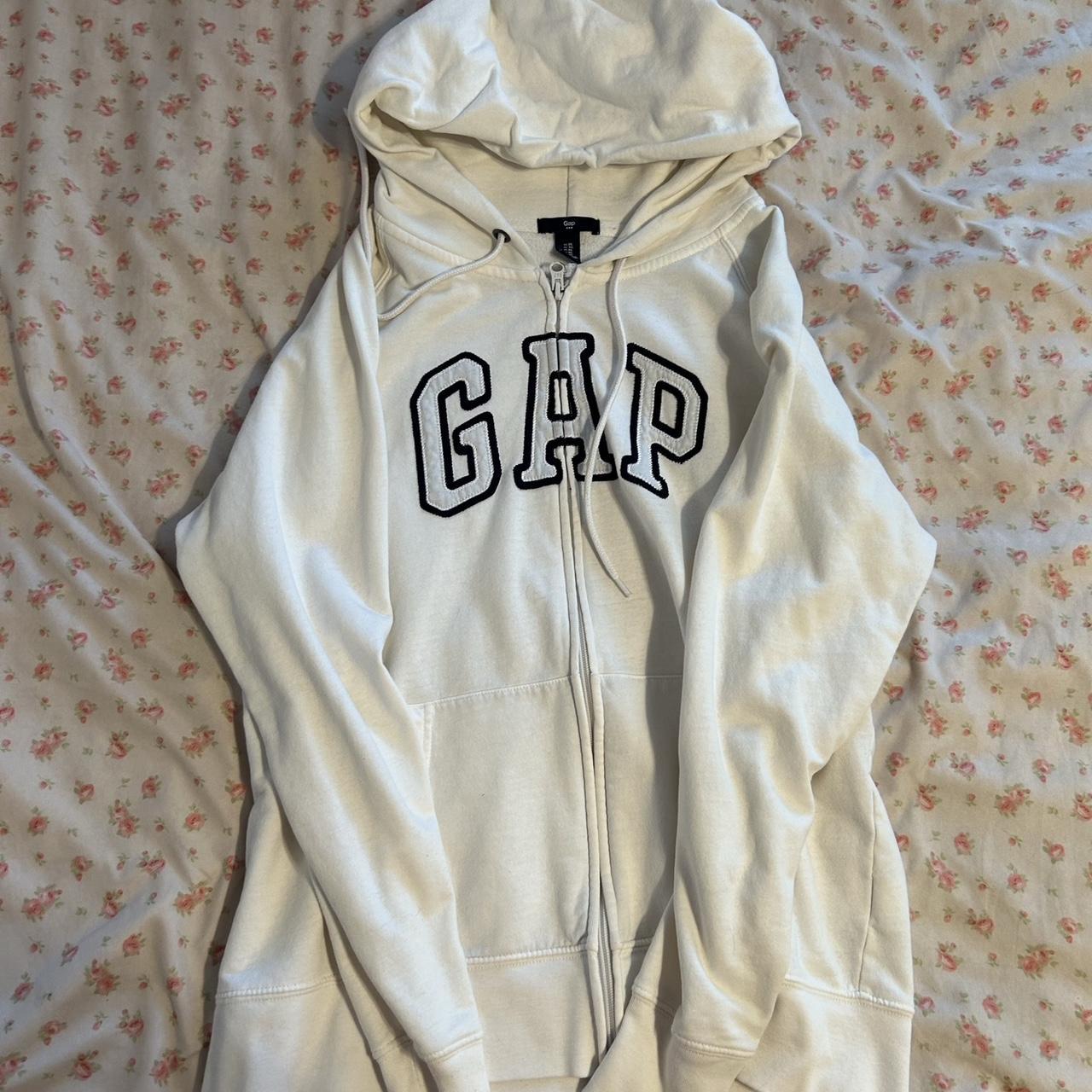 white gap zip up hoodie 🌸size xl in women’s... - Depop