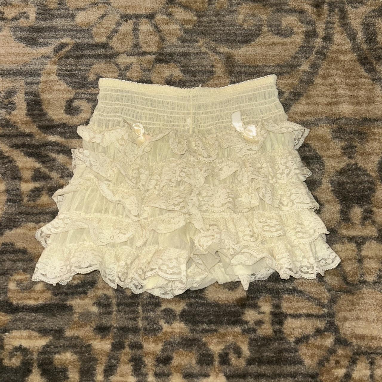 pale yellow lace ruffle bloomers size no tag but... | Depop