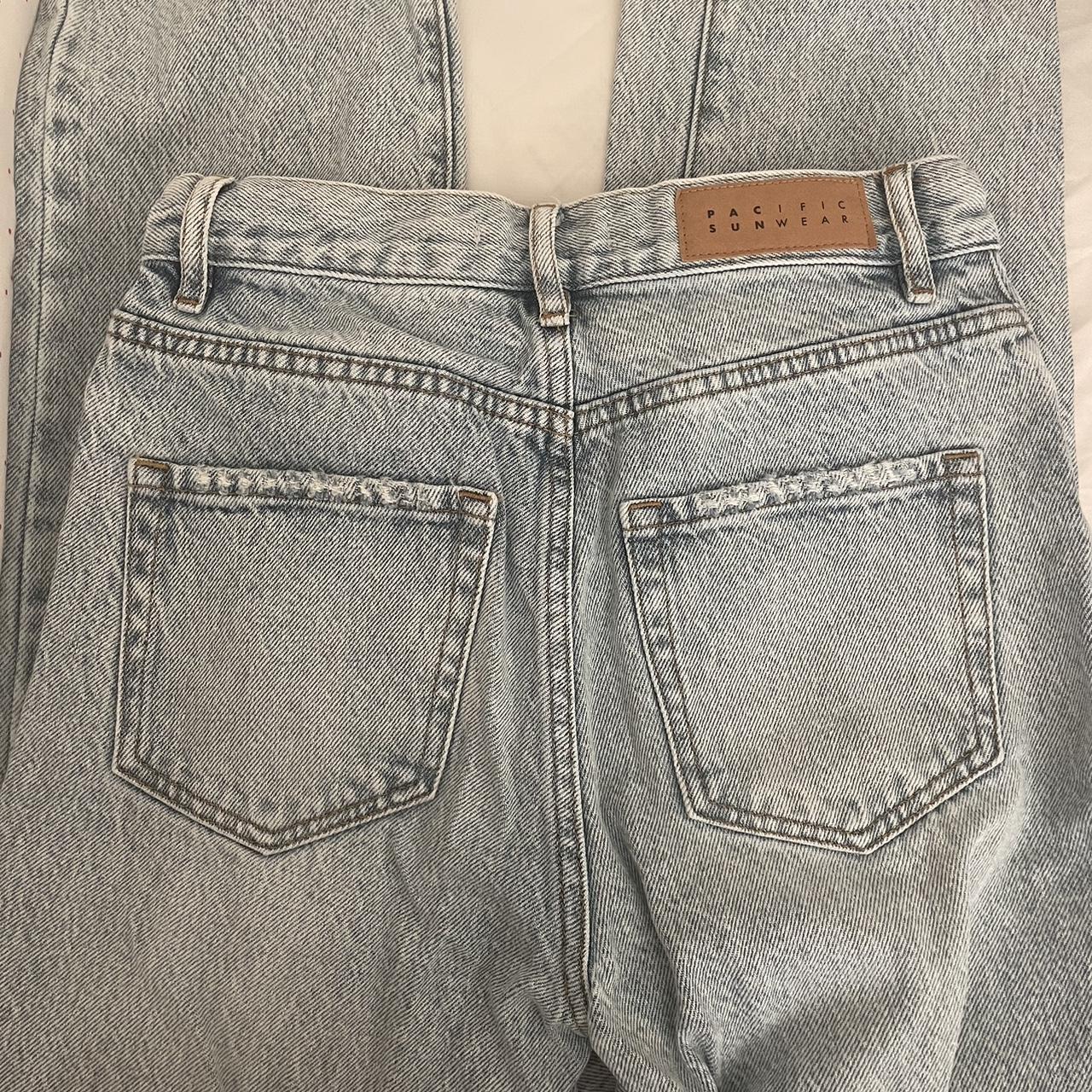 Pacsun High Rise Straight Jeans Size 24 never been... - Depop