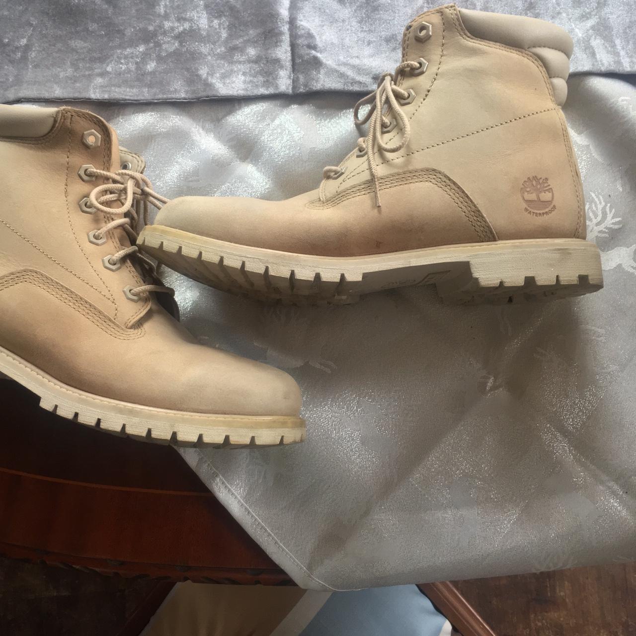 Mens stunning beige leather timberland boots size 8... - Depop