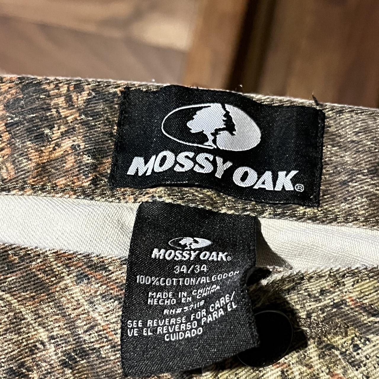 Mossy oak real tree... - Depop