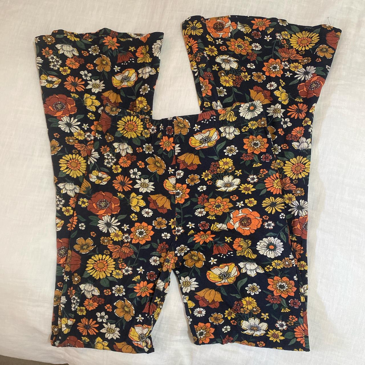 Ghanda flare pants Size 8 Only worn a couple times... - Depop