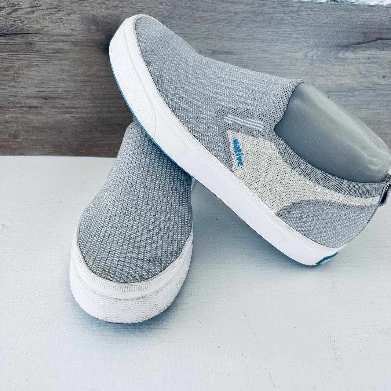 native. women sneakers gray size 7 good condition - Depop