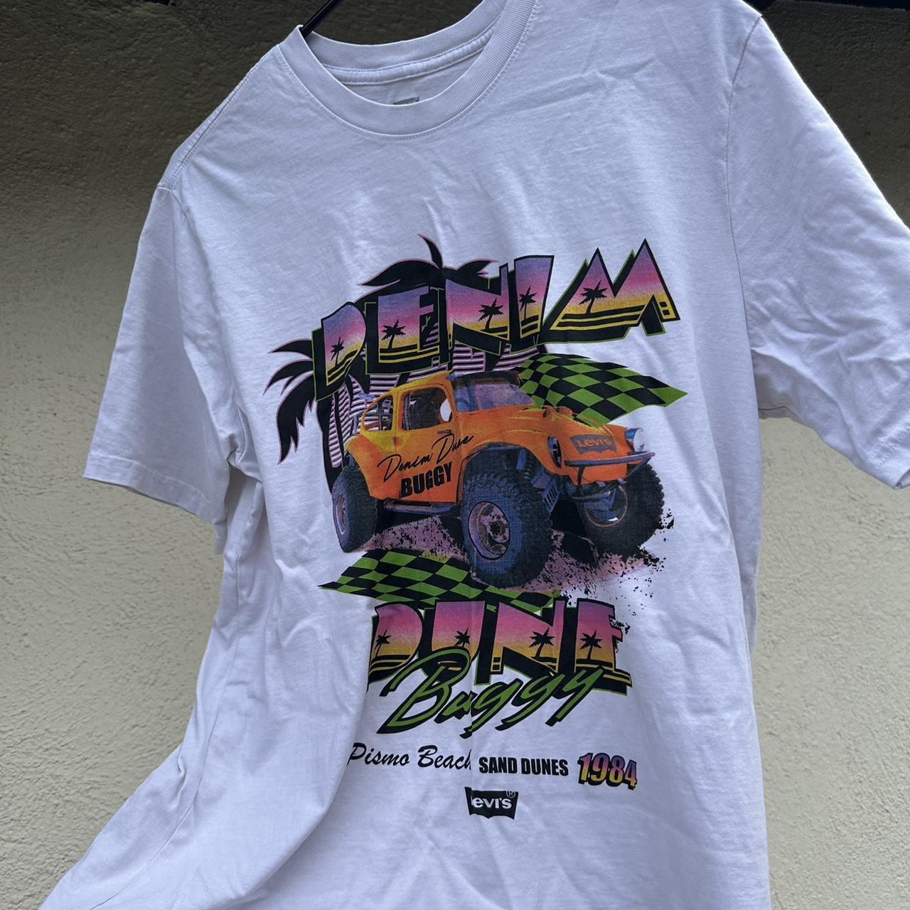 Levi's Dune Buggy Tee | Size SMALL, relaxed fit |... - Depop