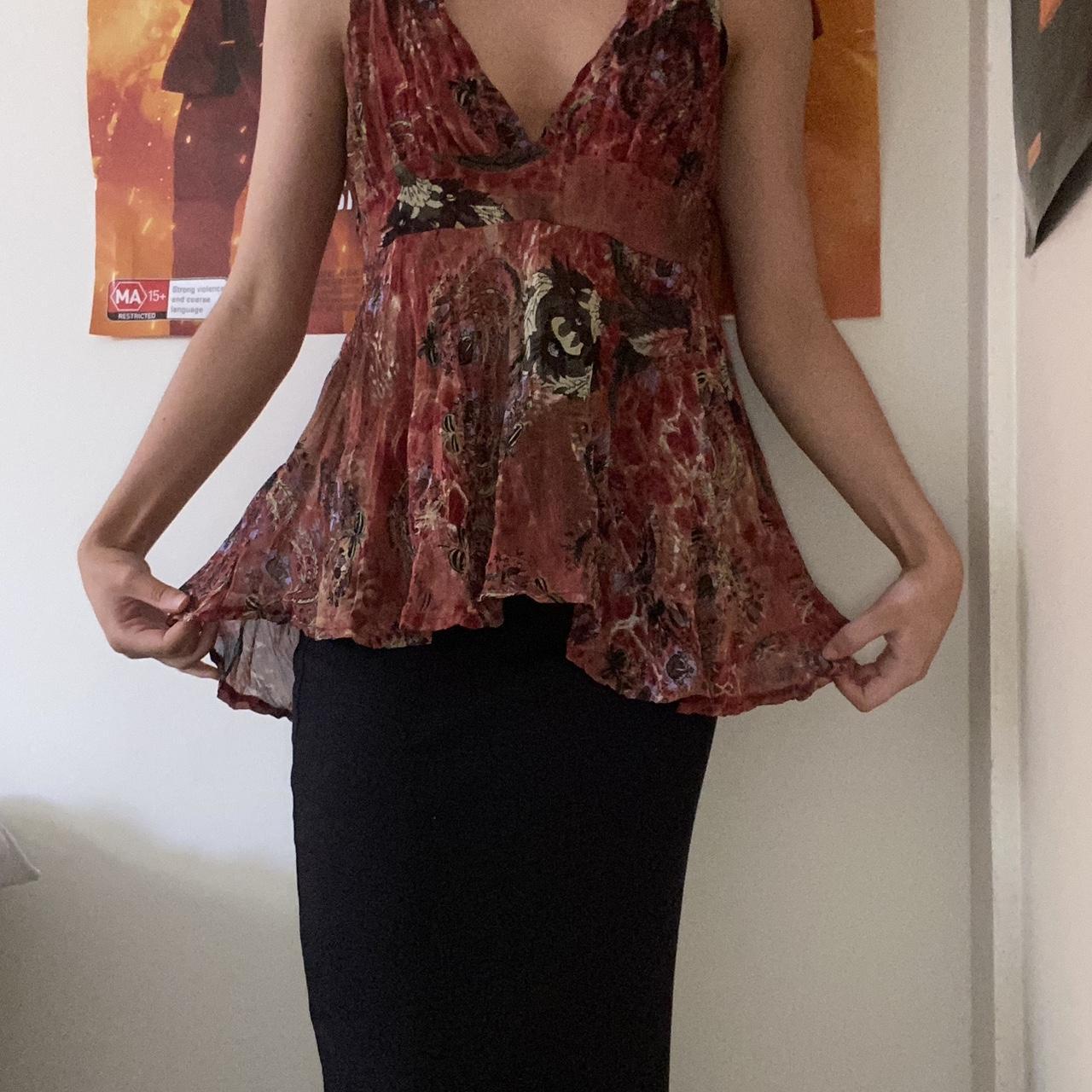 Flowy top worn once #y2k #fairycore #2000s - Depop