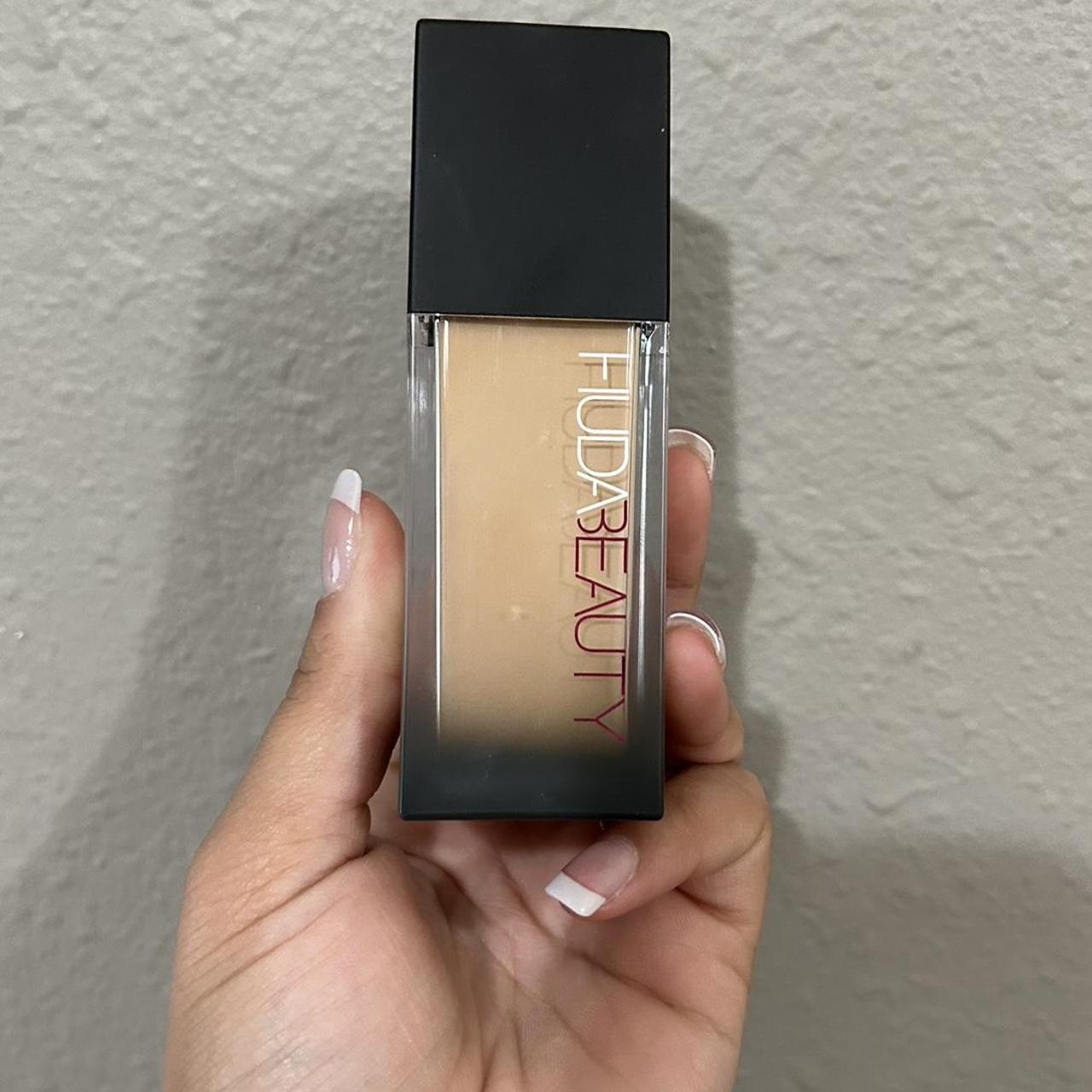 Huda Beauty pro Faux filter foundation ordered the... - Depop