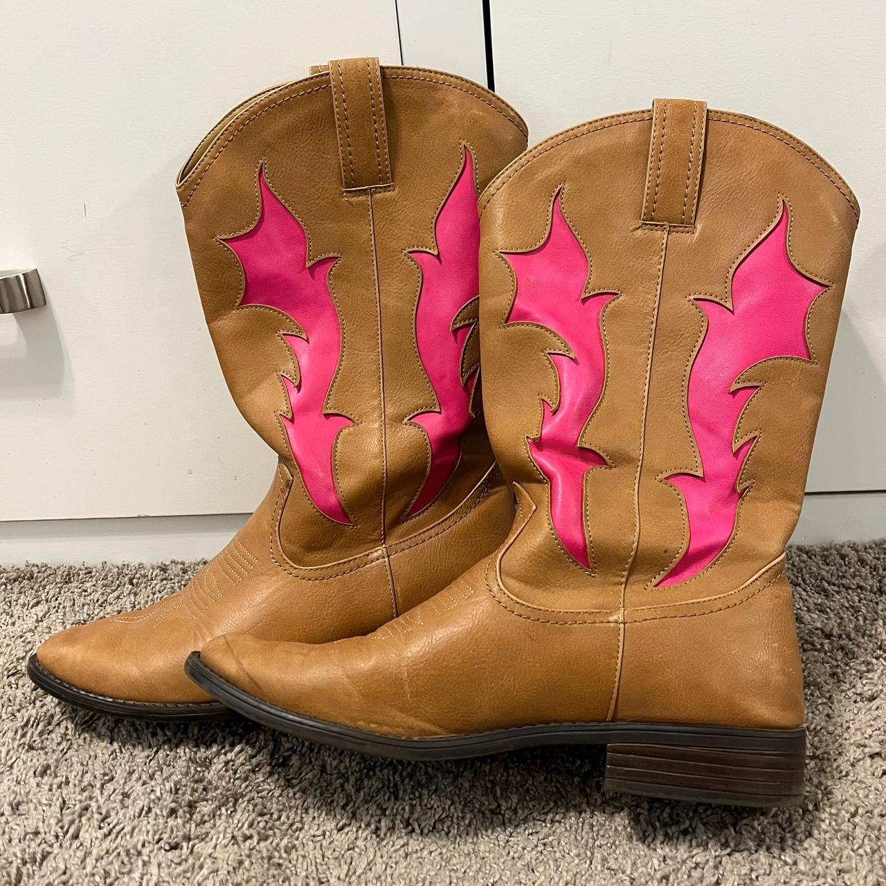 Women's Brown and Pink Boots | Depop