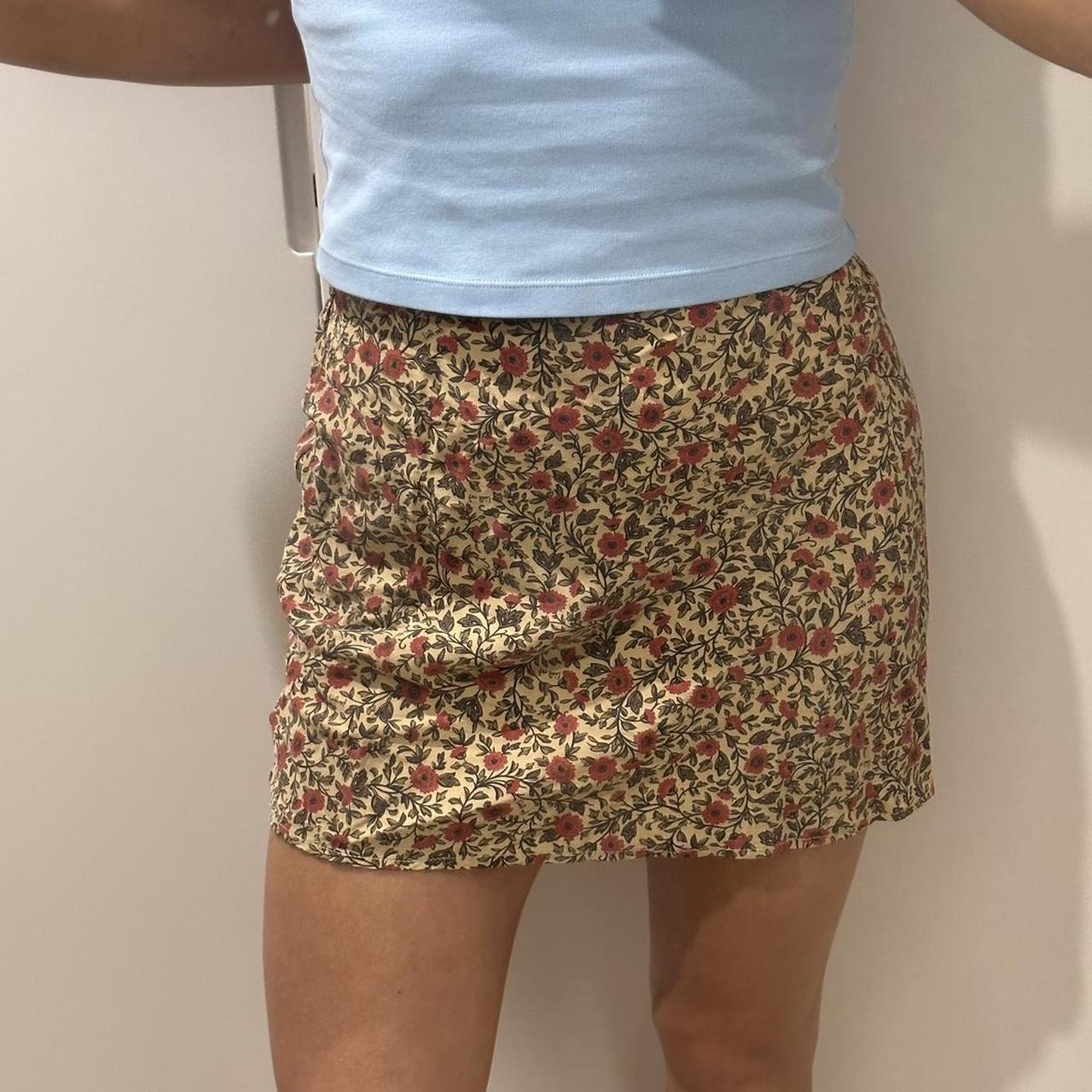Repop Realisation Par Skirt Floral Size Small - Depop