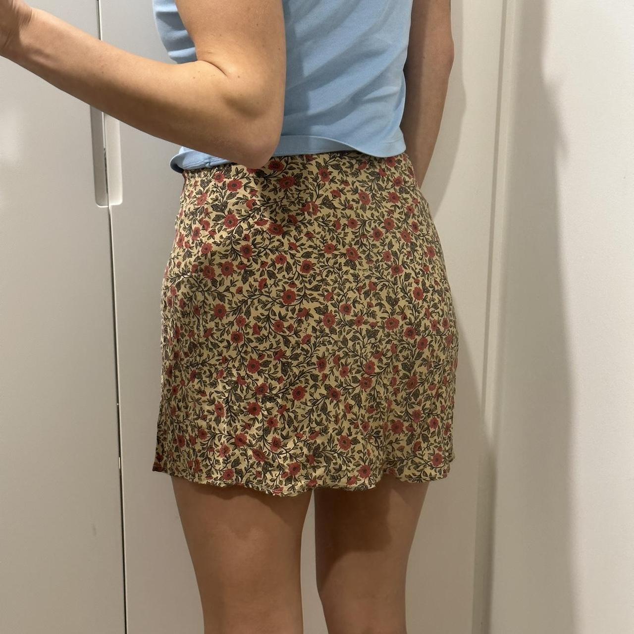 Repop Realisation Par Skirt Floral Size Small - Depop