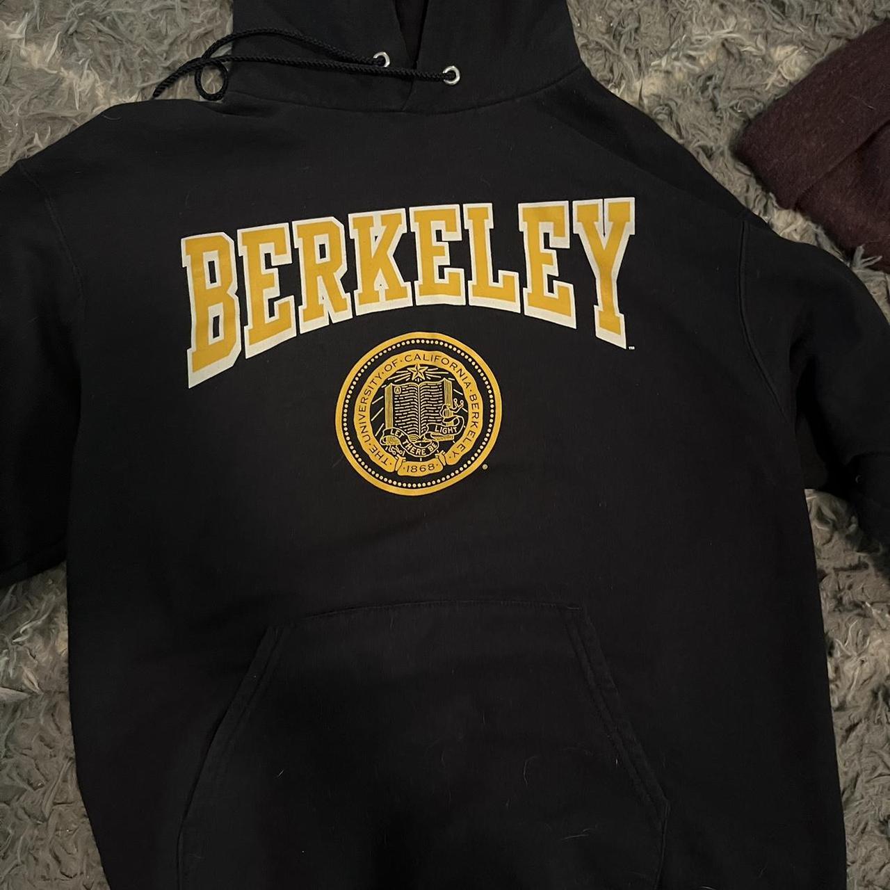 Uc berkeley hoodie, barely worn - Depop