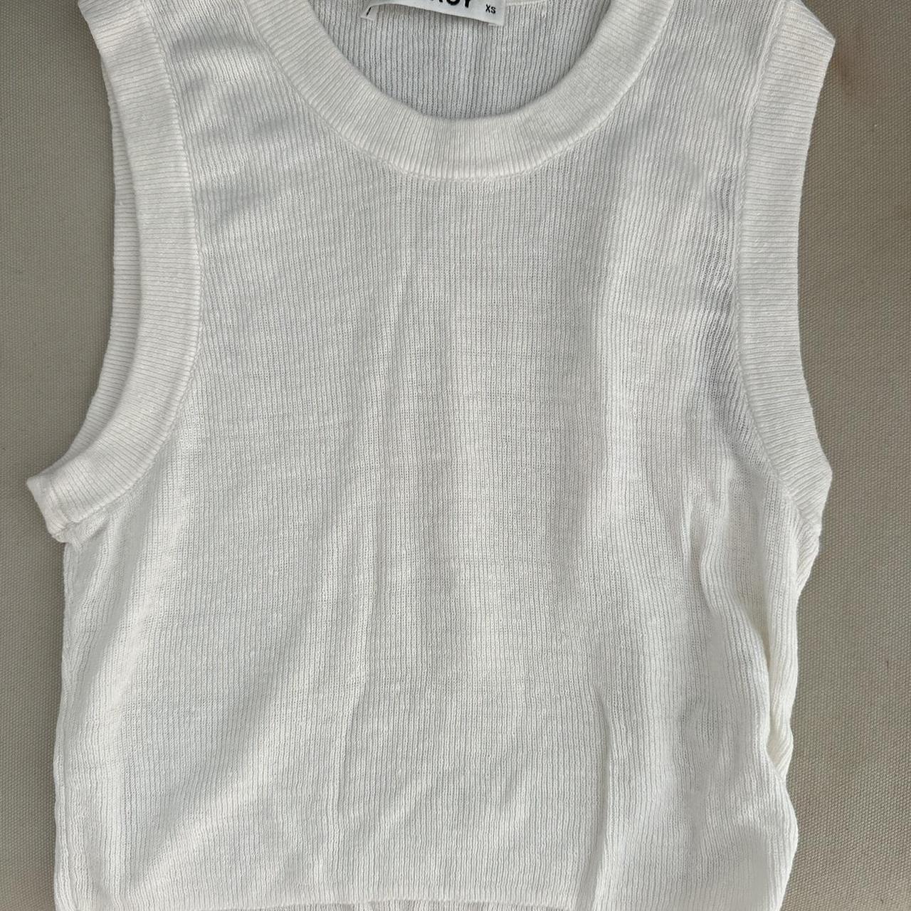 Venroy knitted cropped tank Size xs Bought for... - Depop