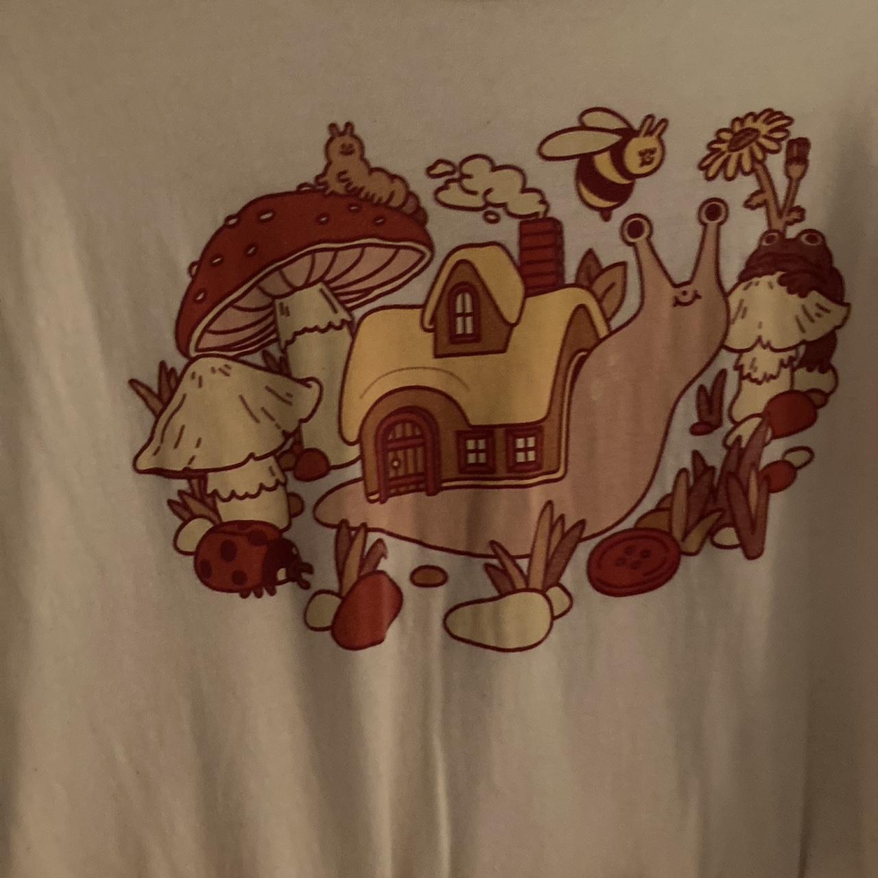 Hot Topic Women's T-shirt | Depop