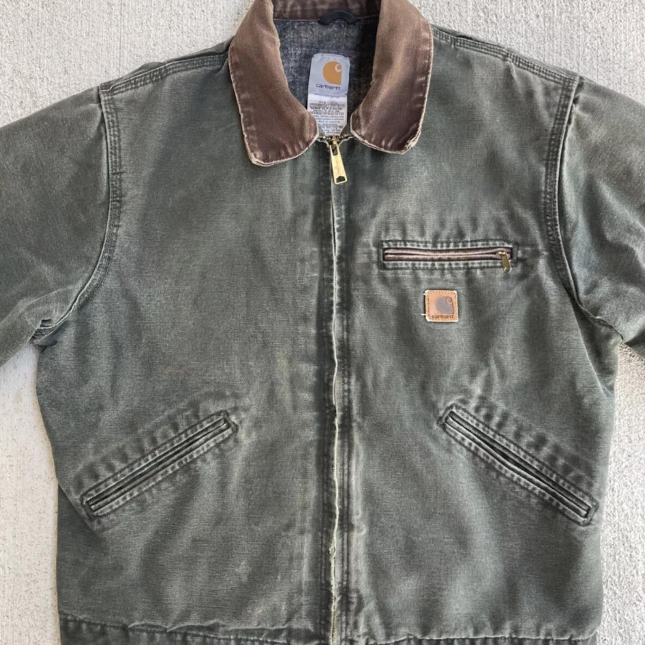 carhartt Men's Carhartt J97 MOS GREEN SIZE M - Depop