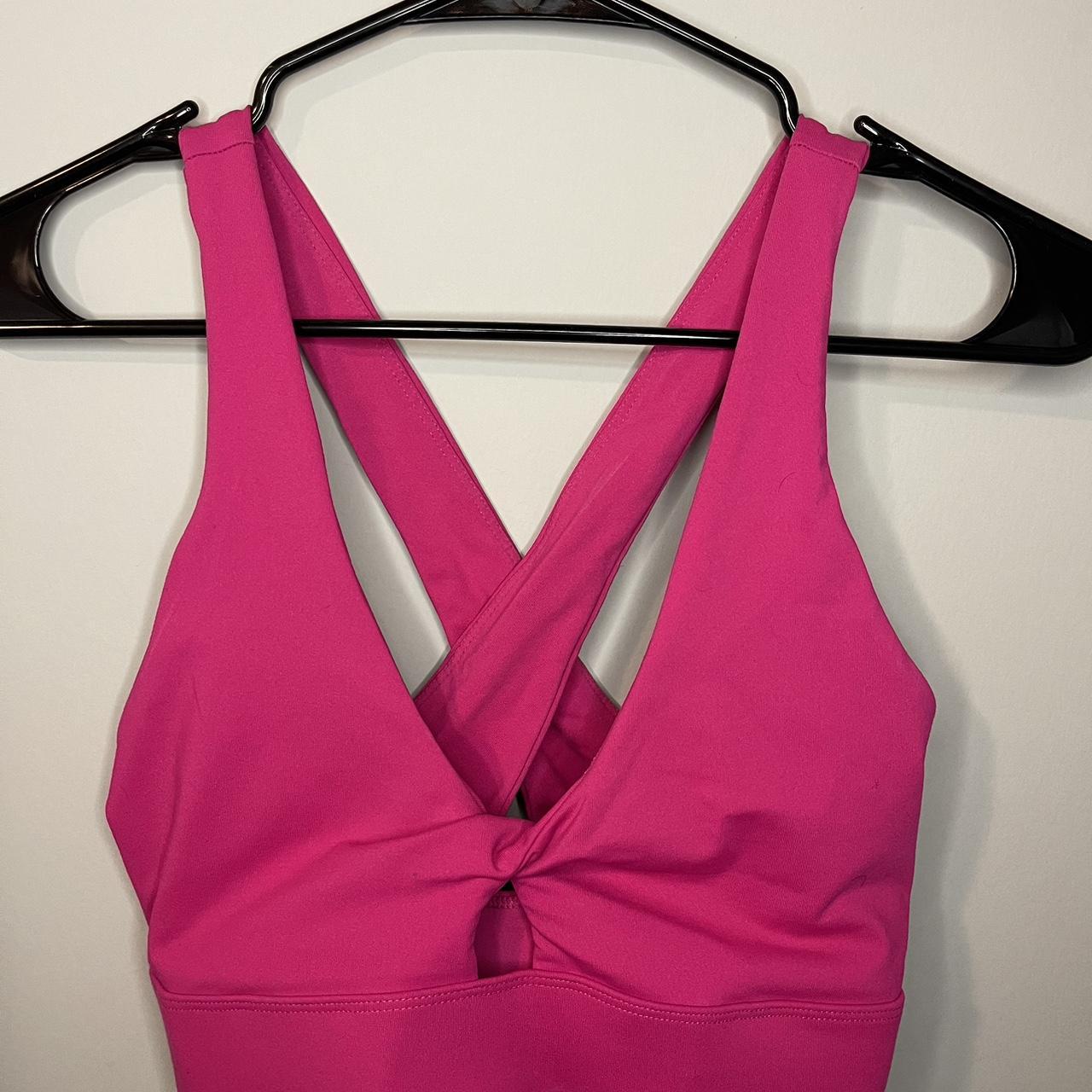 Fabletics sports bra ~ size M Worn maybe 3 times,... - Depop