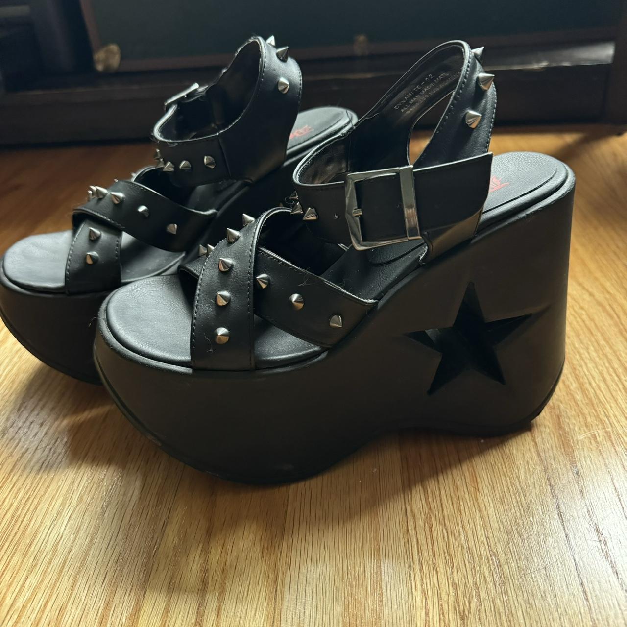 Demonia dynamite star platform shoes. Only wore... - Depop