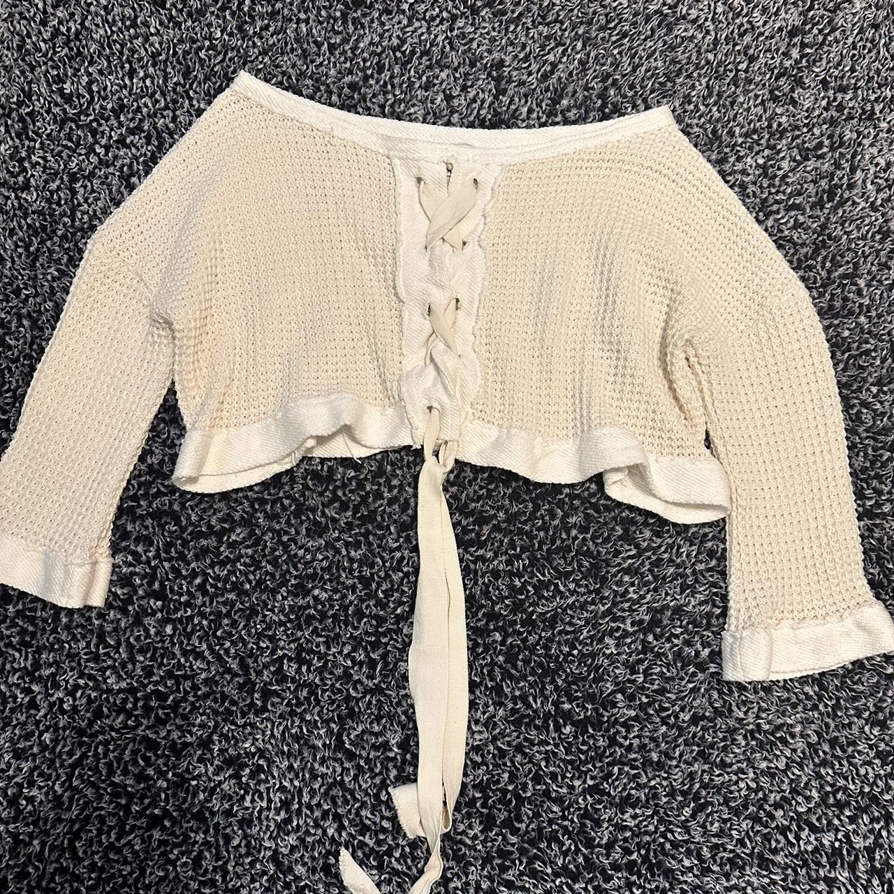 Cream and white boxy cropped sweater from... - Depop