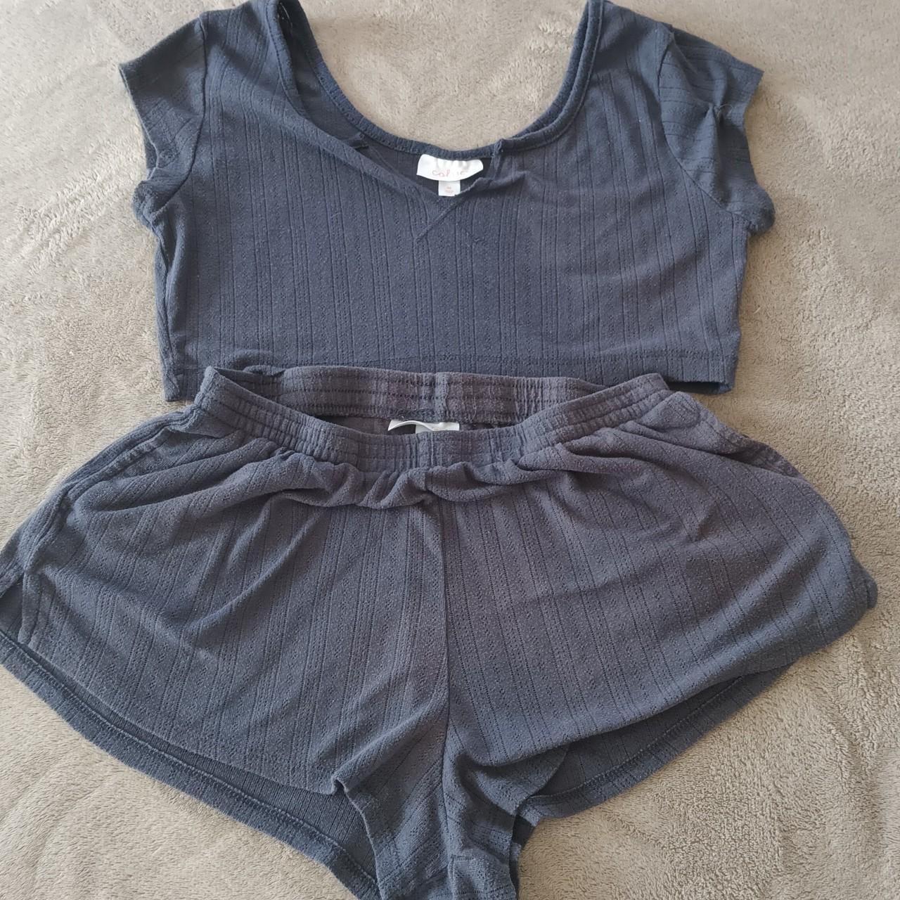 Colsie crop top and short pajama set - Depop