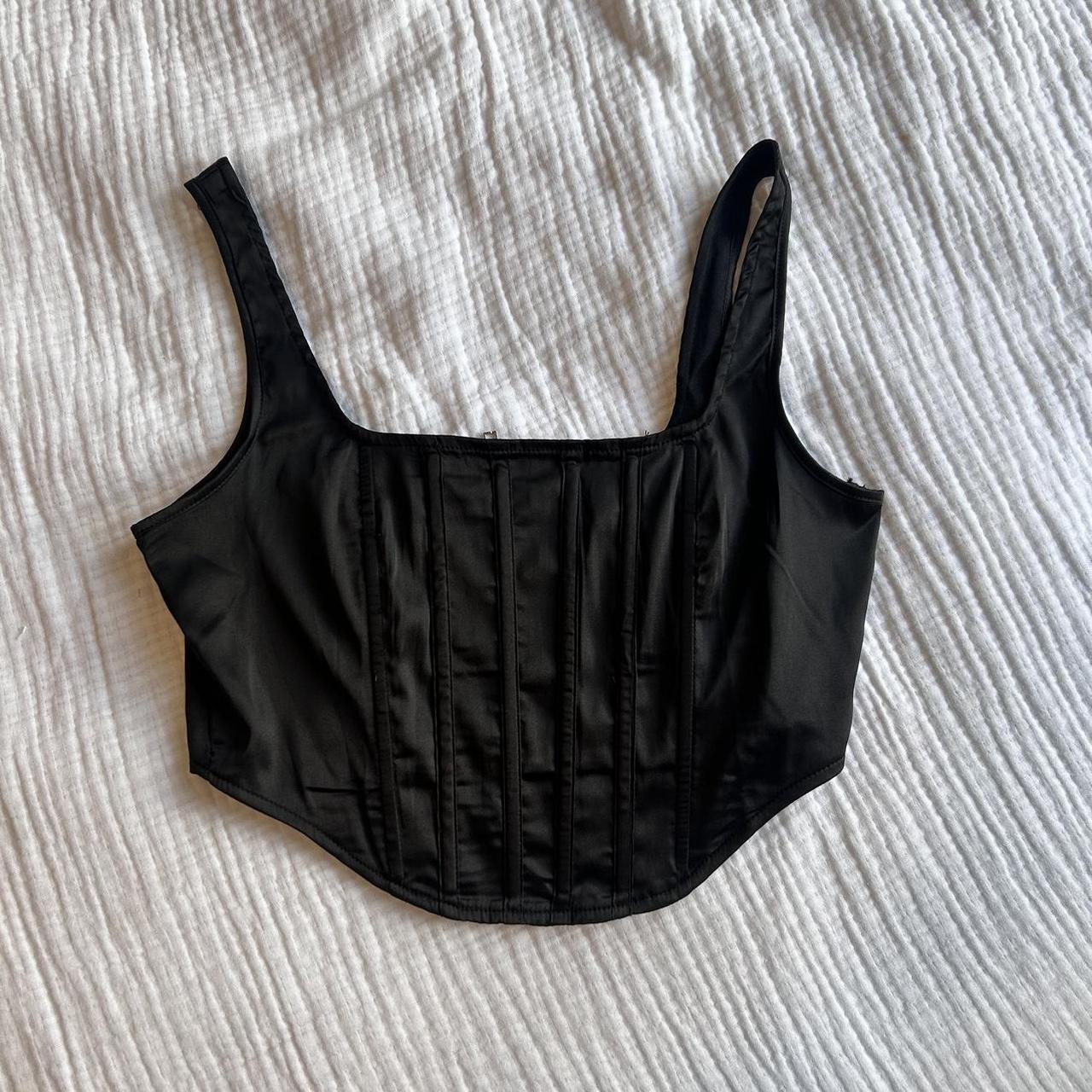 Missguided corset top Zipper in back Perfect for... - Depop
