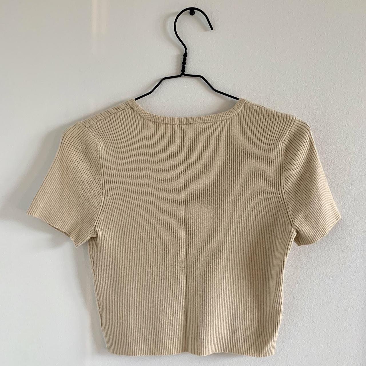 Women's Cream and Tan Crop-top | Depop