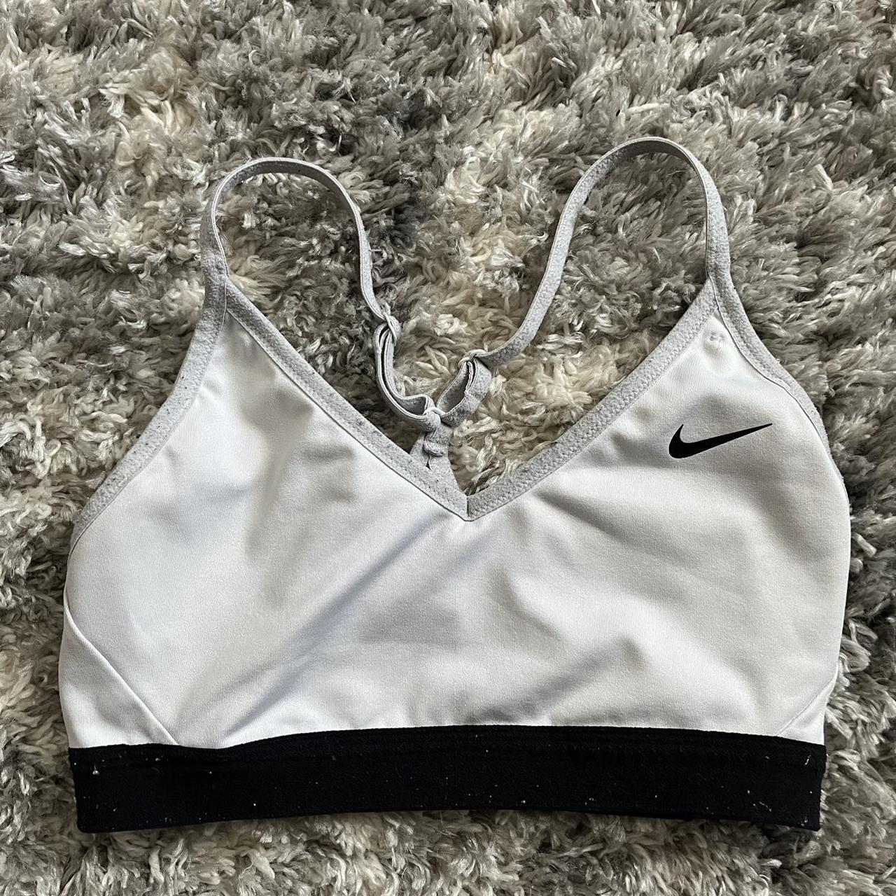 white nike sports bra 🩷 v neck cut, adjustable... - Depop