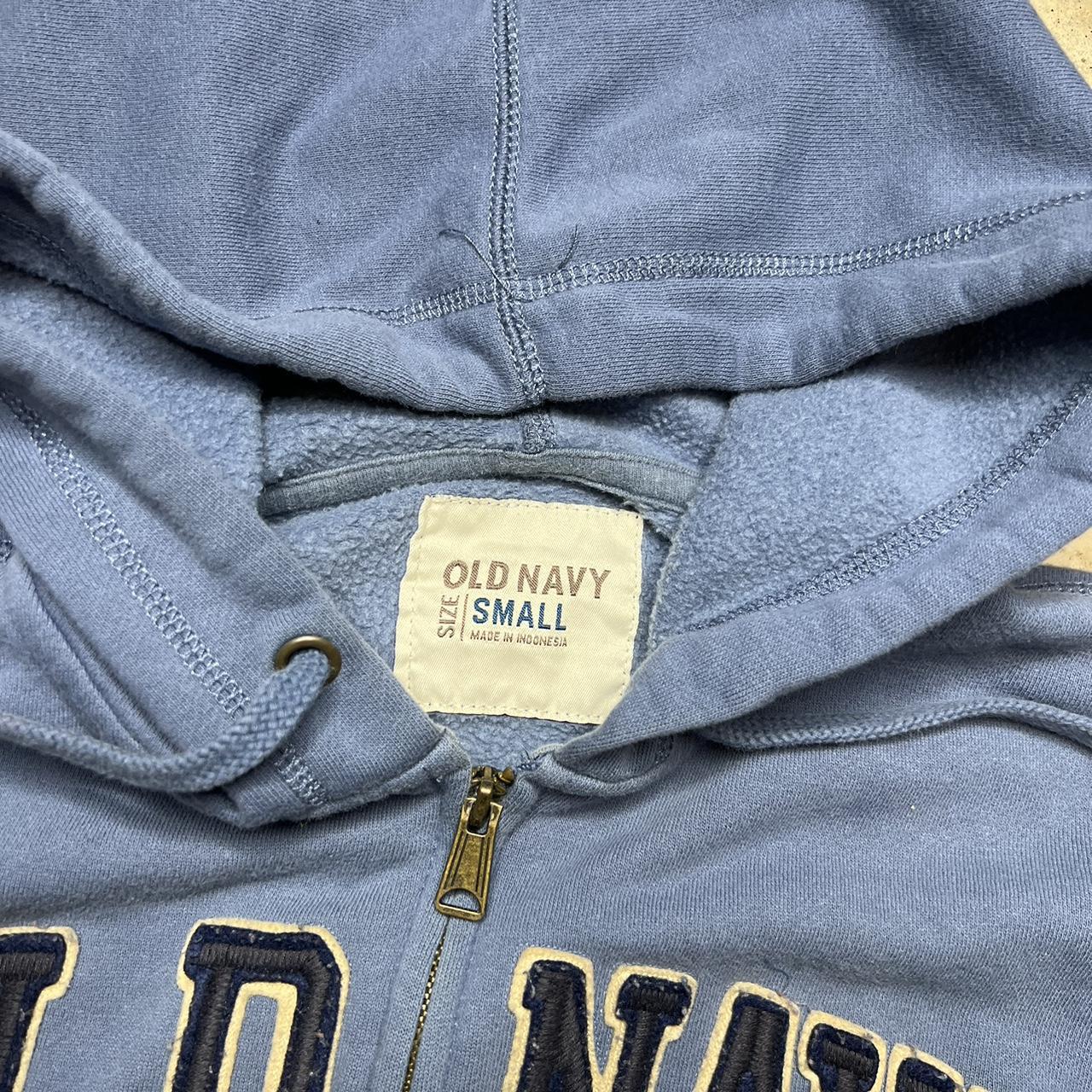 Old navy zip up great condition dm for more😎💕 - Depop