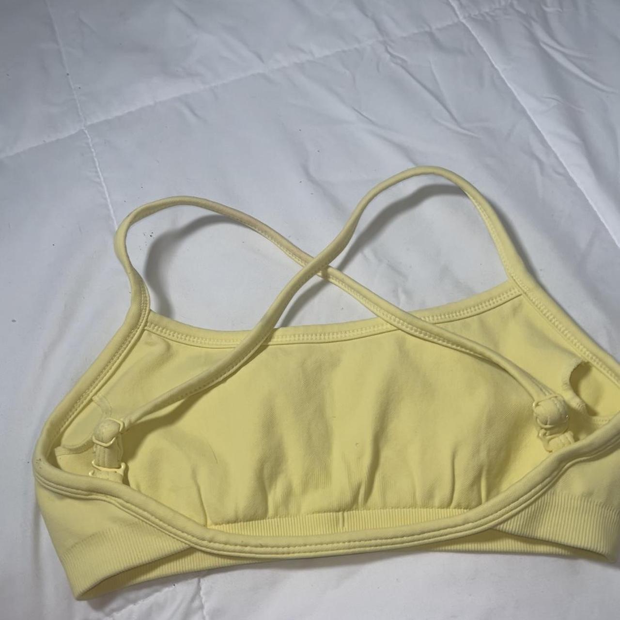 Yellow sporty workout set #activewear dyfine dupe... - Depop