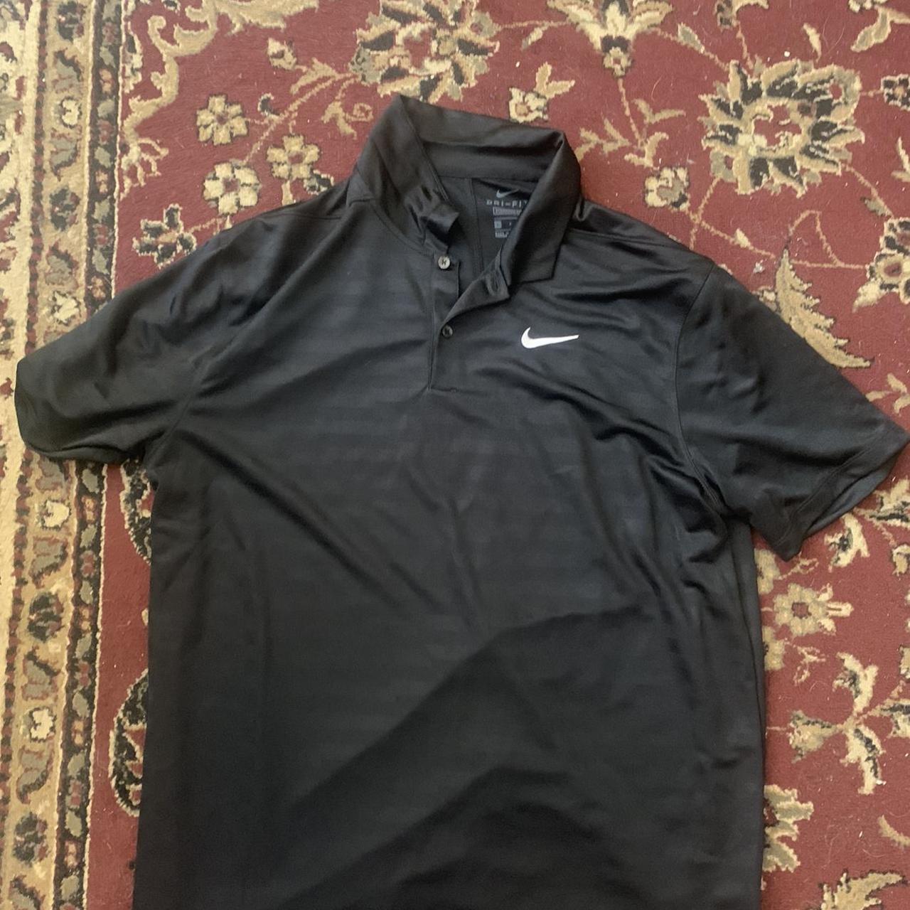 Mens dri-fit Nike golf shirt - Depop
