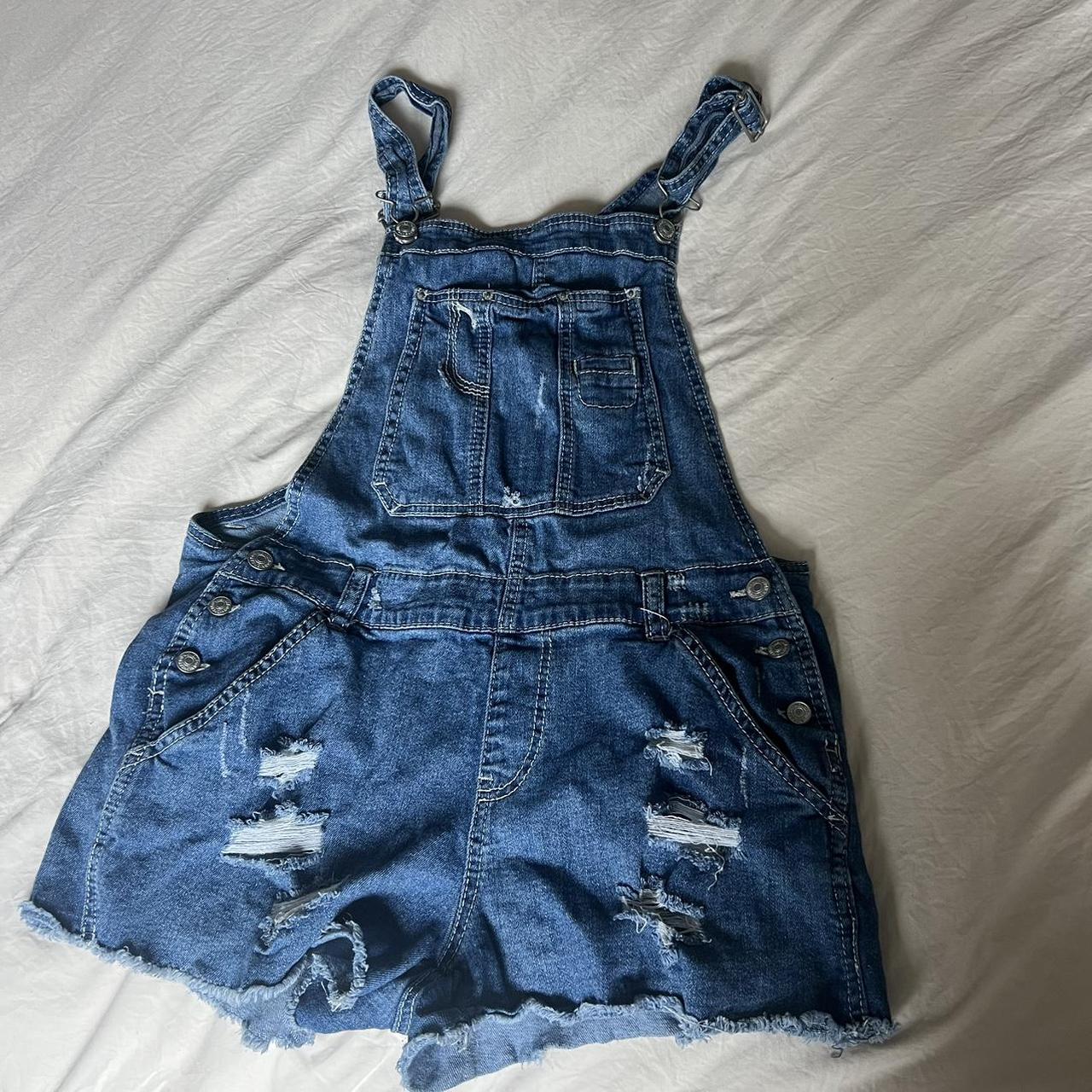 y2k overalls cute and summery size large, more like... - Depop