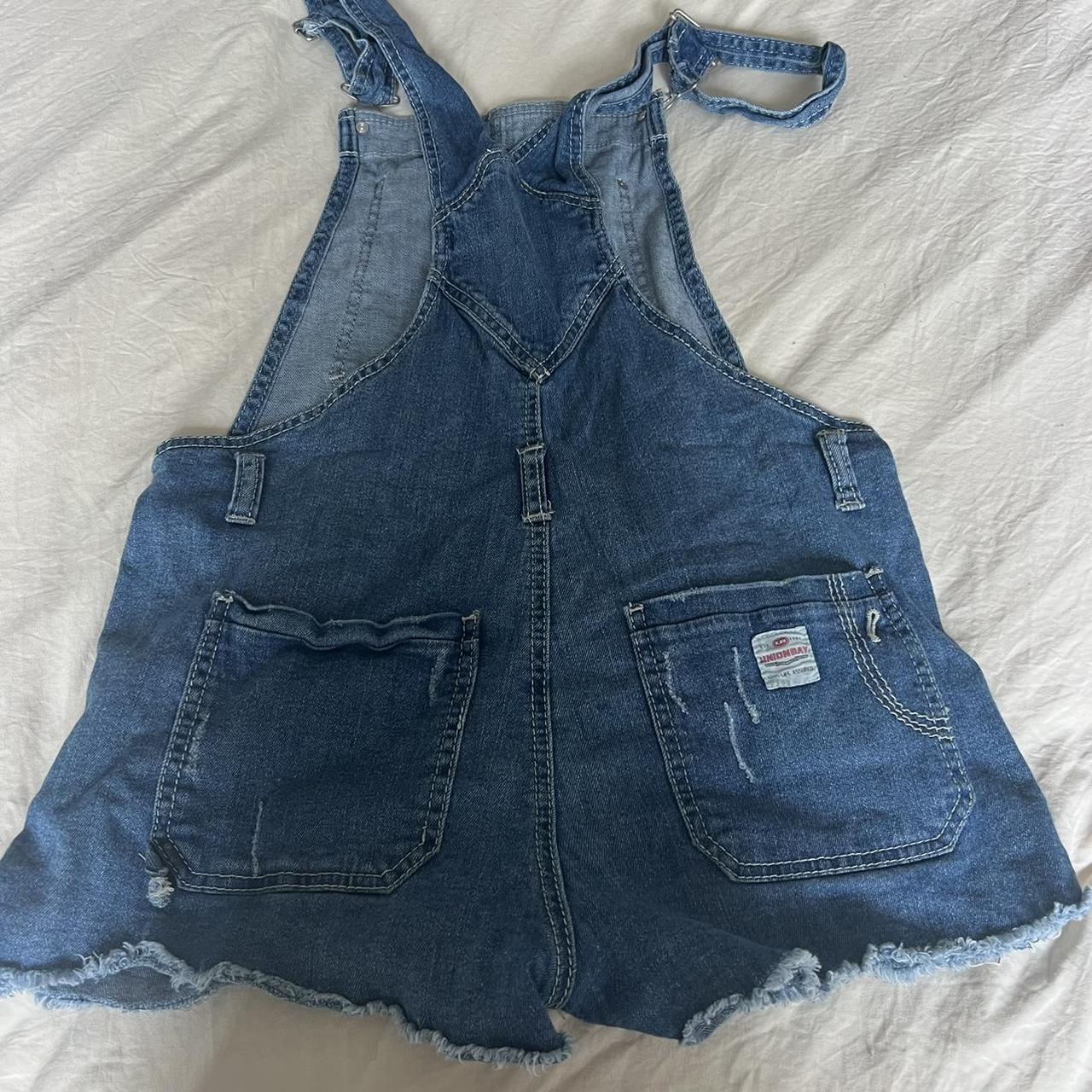 y2k overalls cute and summery size large, more like... - Depop