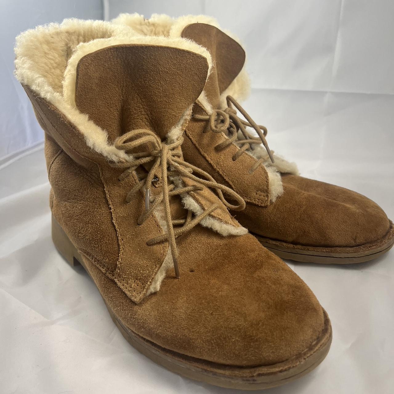UGG Quincy Boot Size Women’s 8.5 fits more like an 8... - Depop