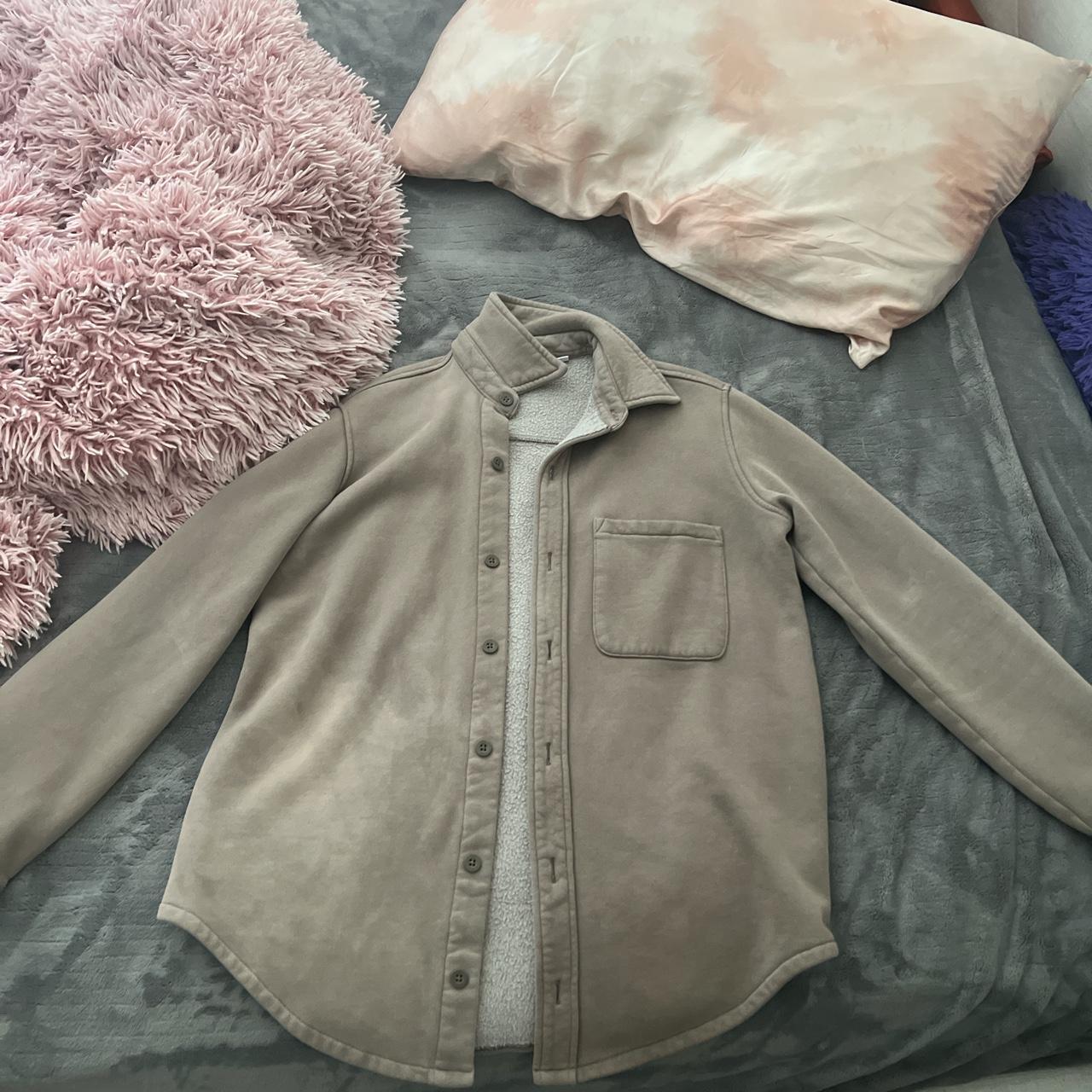 Aritzia: Boyfriend Fleeze - Taupe Size XS - Runs a... - Depop