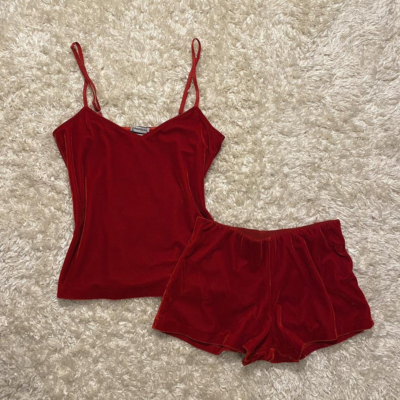 The pajamagram company red velour sleep set So soft... - Depop