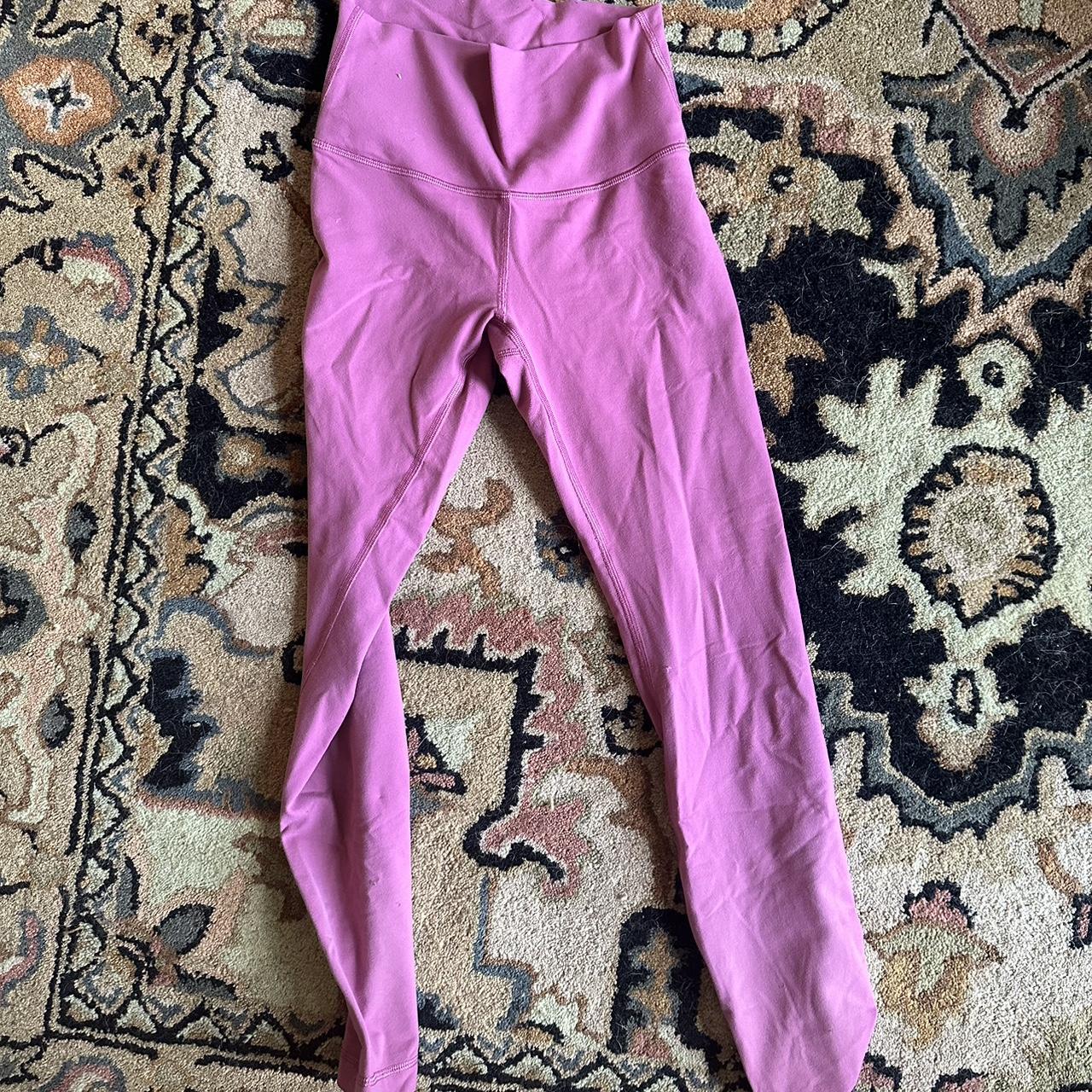 Lululemon Women's Pink Leggings | Depop