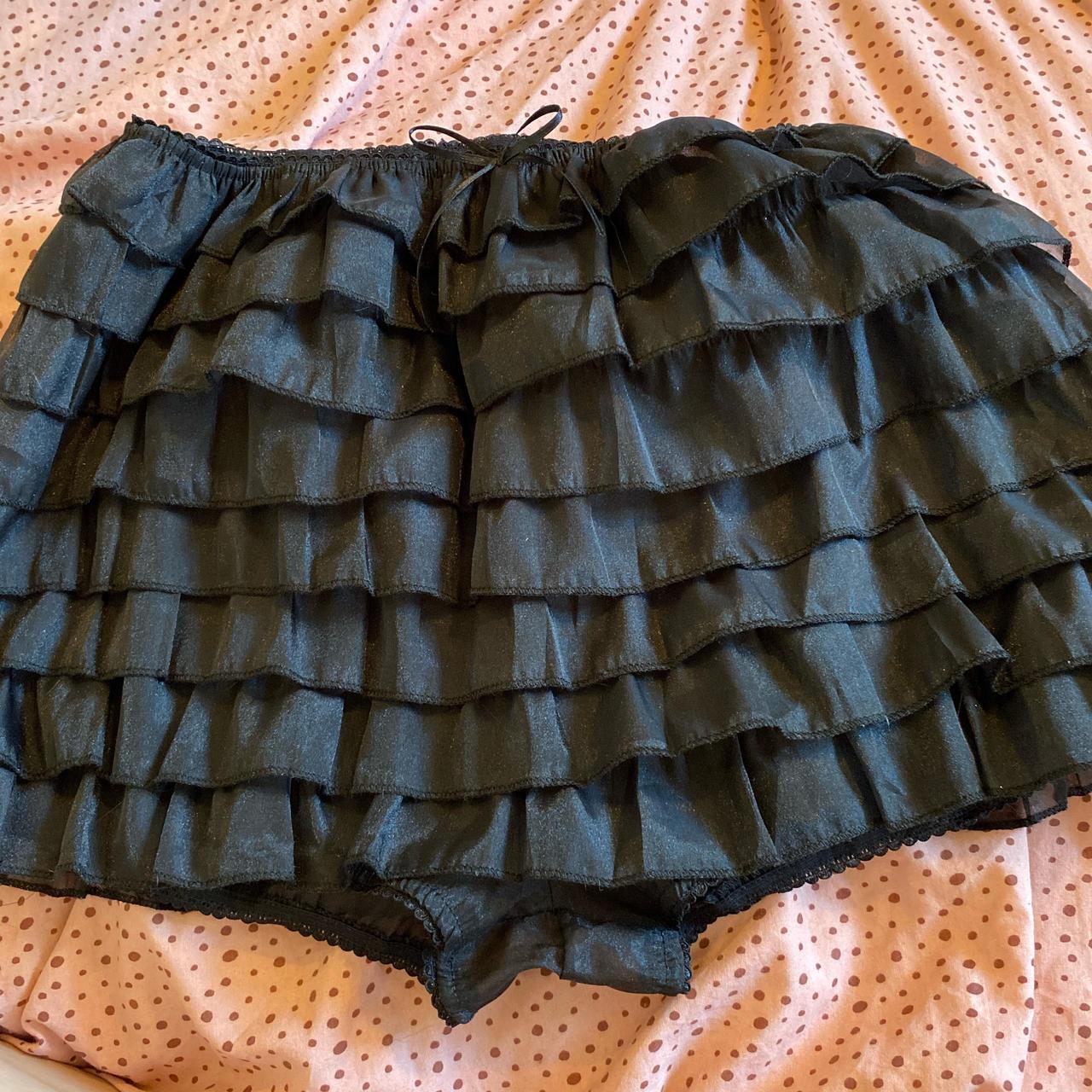 Black ruffle shorts S Amazon | Depop