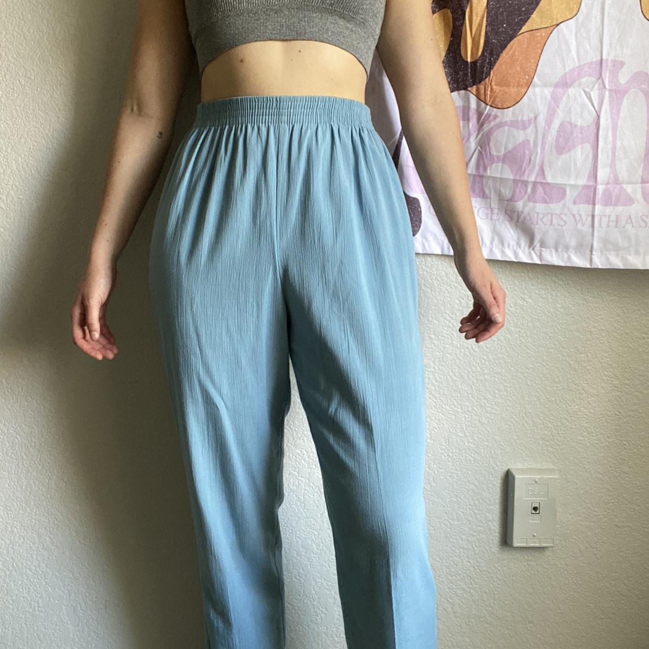 🌺 $5 shipping 🌺 Blue slack pants. Stretchy... - Depop