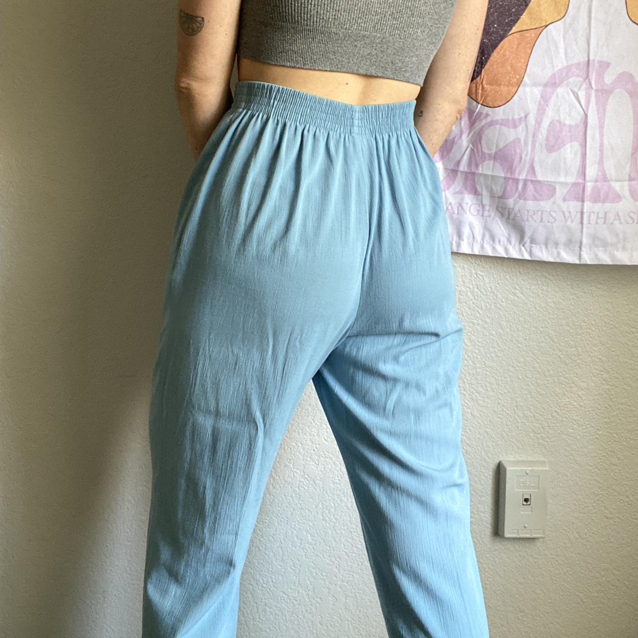🌺 $5 shipping 🌺 Blue slack pants. Stretchy... - Depop
