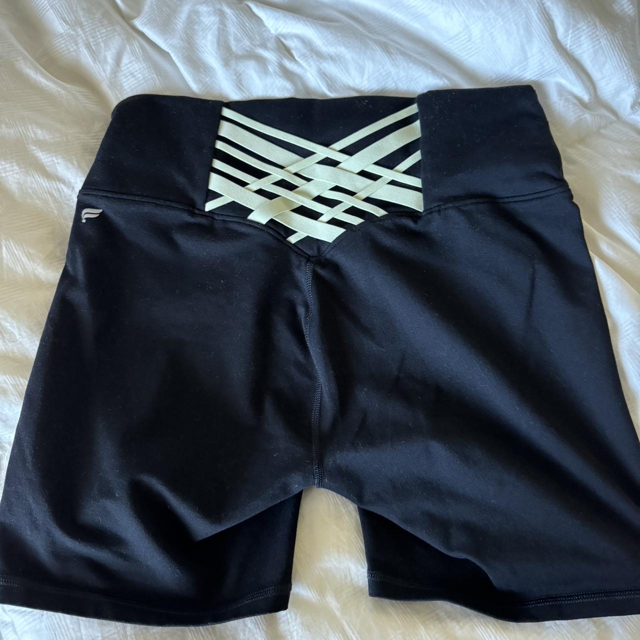 fabletics shorts worn once nothing wrong with them... - Depop
