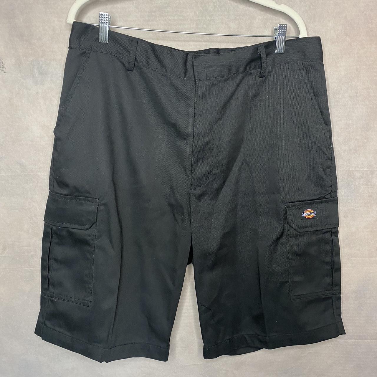 Dickies cargo shorts men’s UK36 black brand new with... - Depop