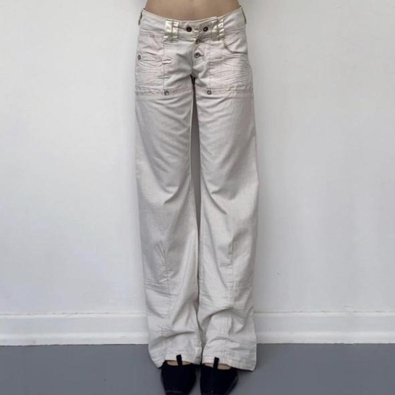 Vintage white cargo pants Size xs-s Pics from og... - Depop