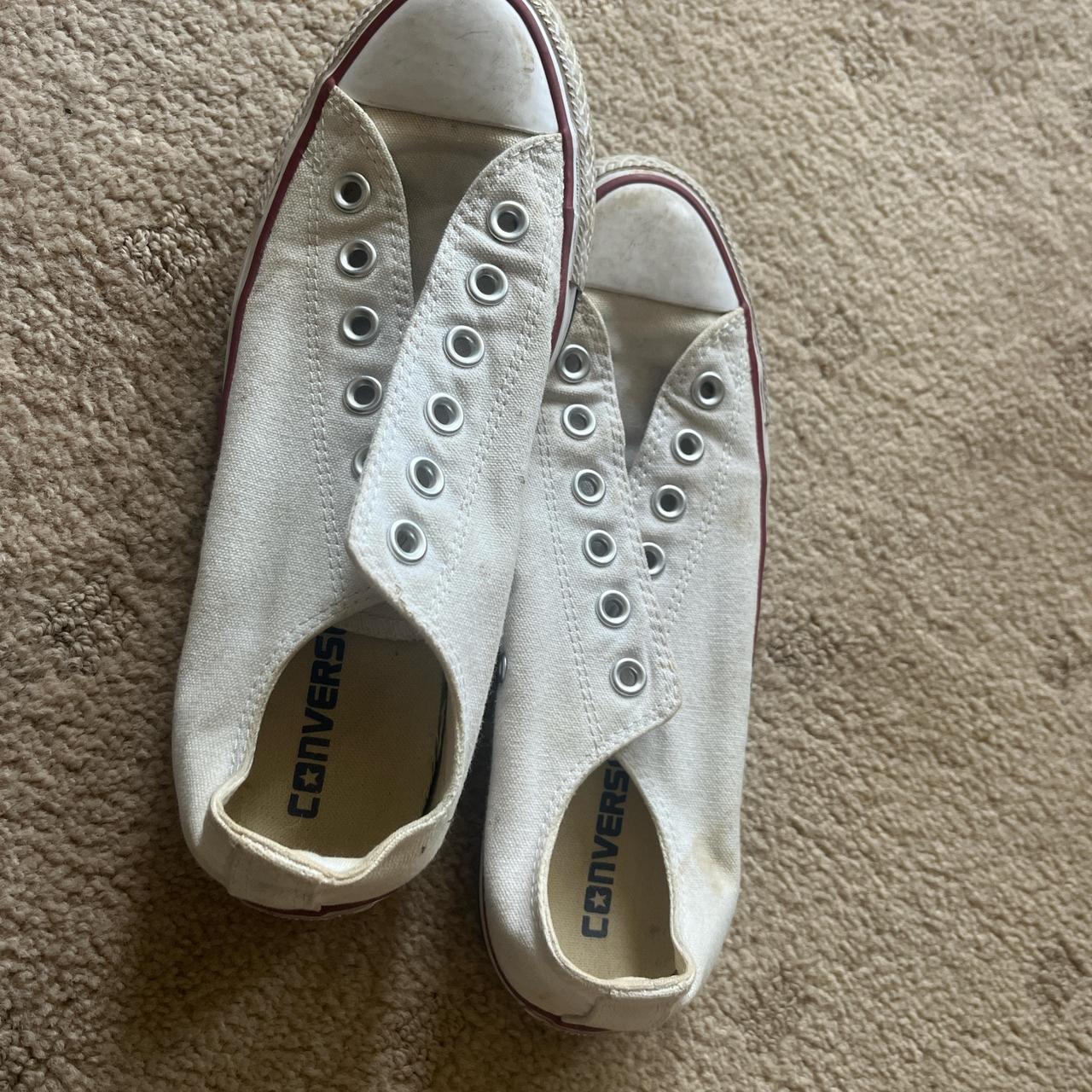 White converse No laces Size 8 women’s - Depop