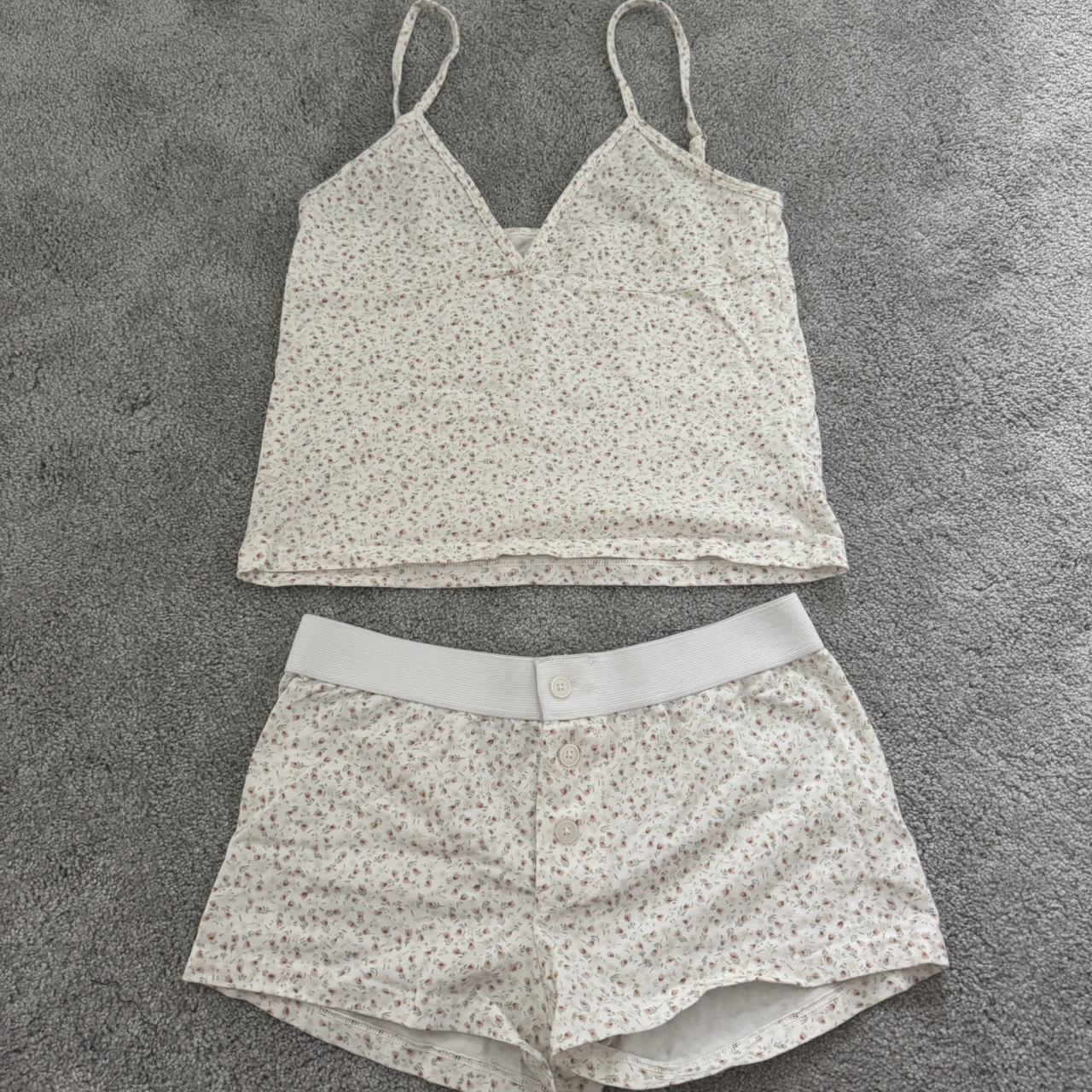 Brandy Melville Floral Pajama Set -Barely worn | Depop