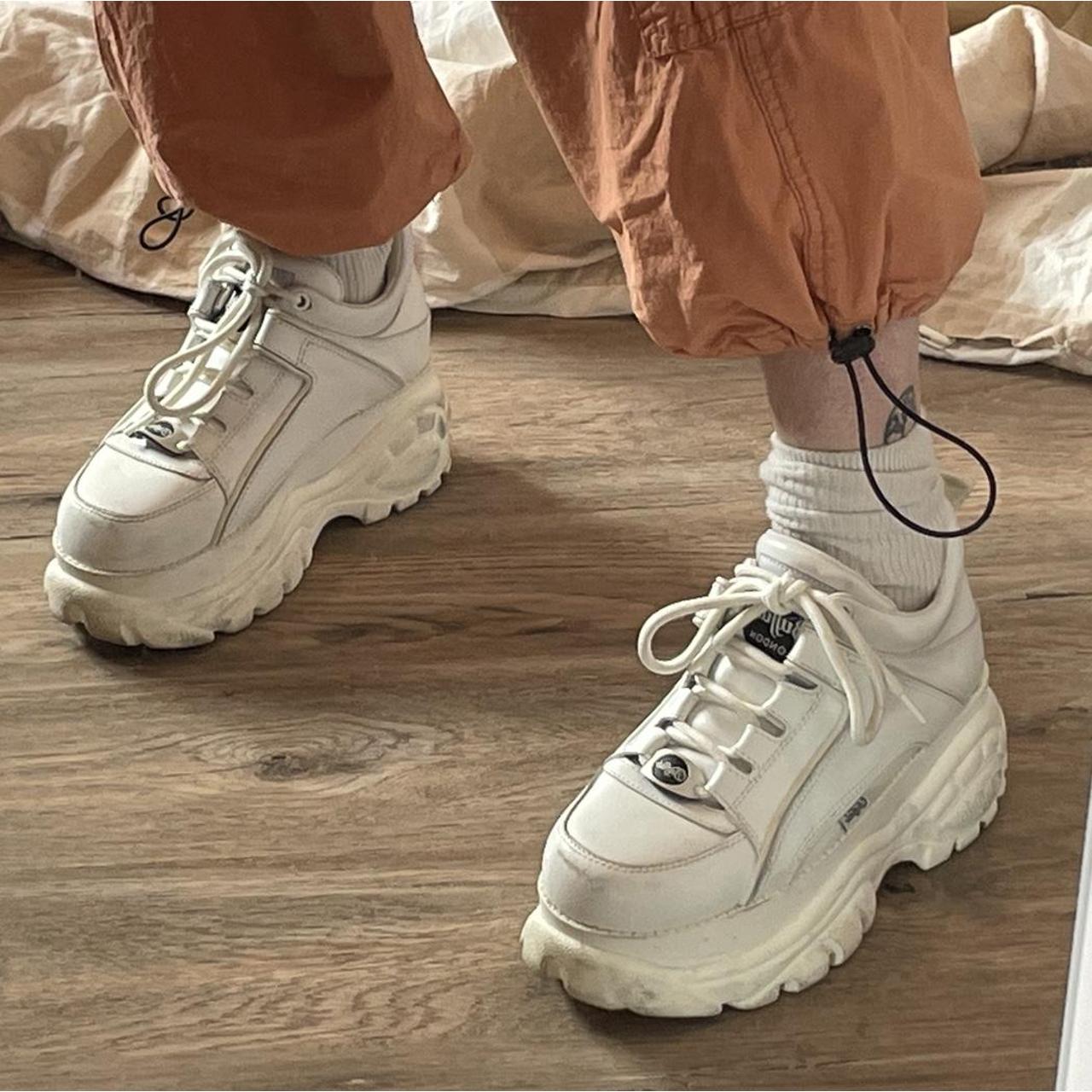 white buffalo london classic low leather shoes EU 39... - Depop