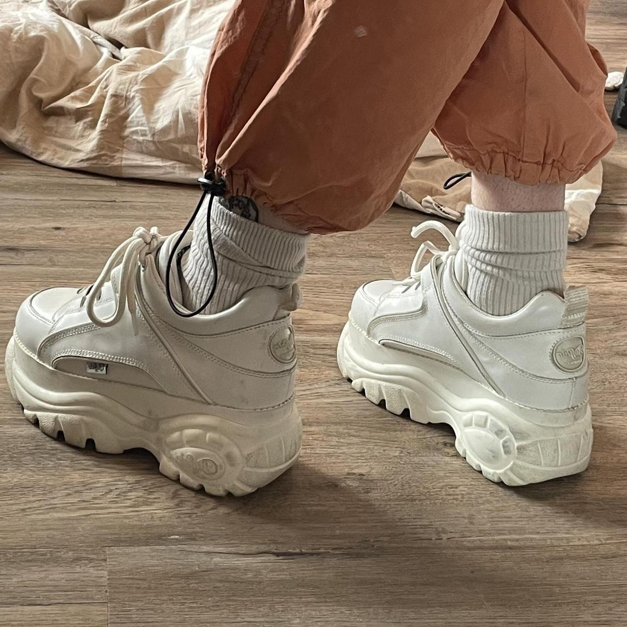 white buffalo london classic low leather shoes EU 39... - Depop