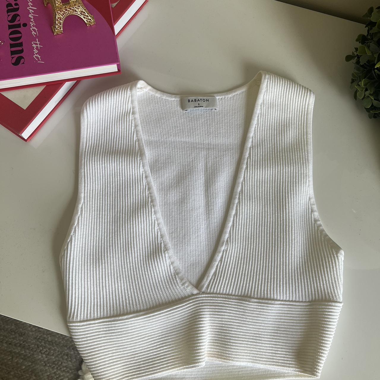 small aritzia babaton low plunge cleavage tank top.... - Depop