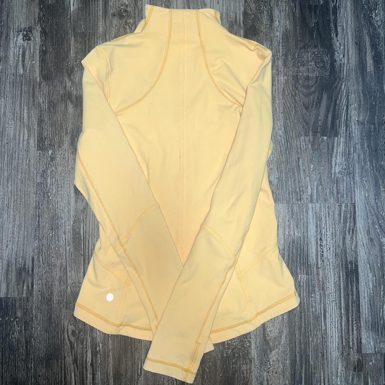 Lululemon Women's Yellow and Cream Jacket | Depop