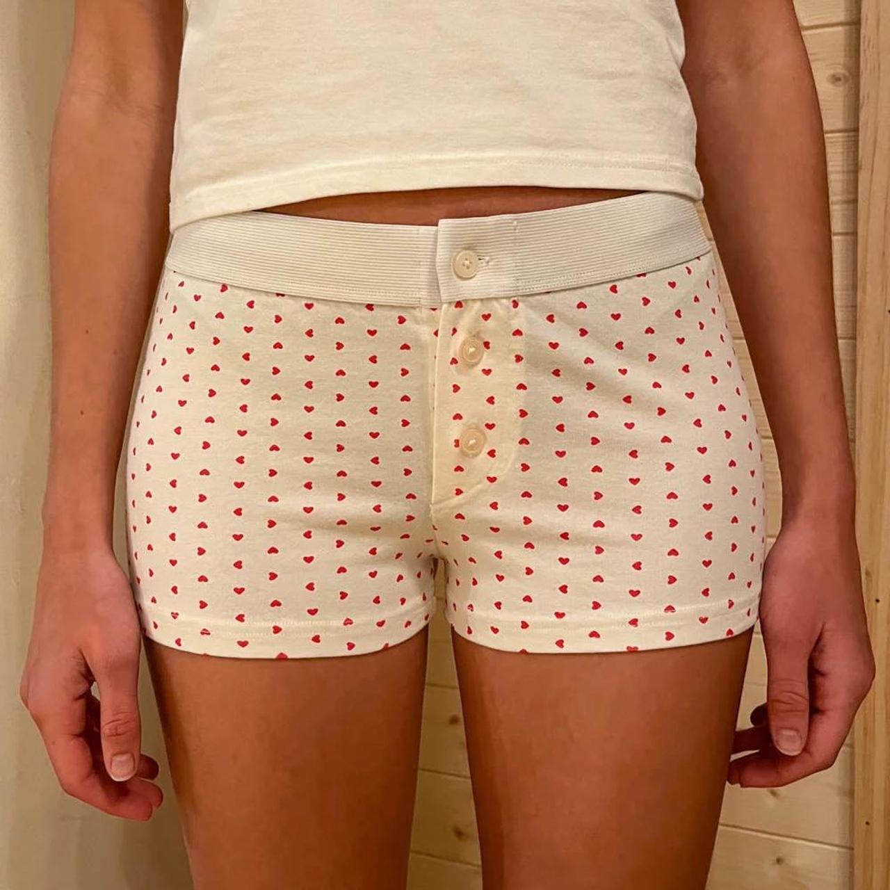 brandy melville heart boy short 🫧 rtp $15, NWT 🫧... - Depop