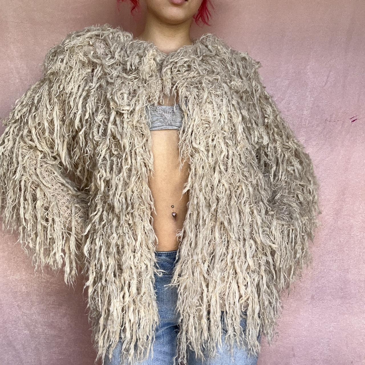 🍄Free people shaggy boho jacket🍄 Has 2 clasps on... - Depop