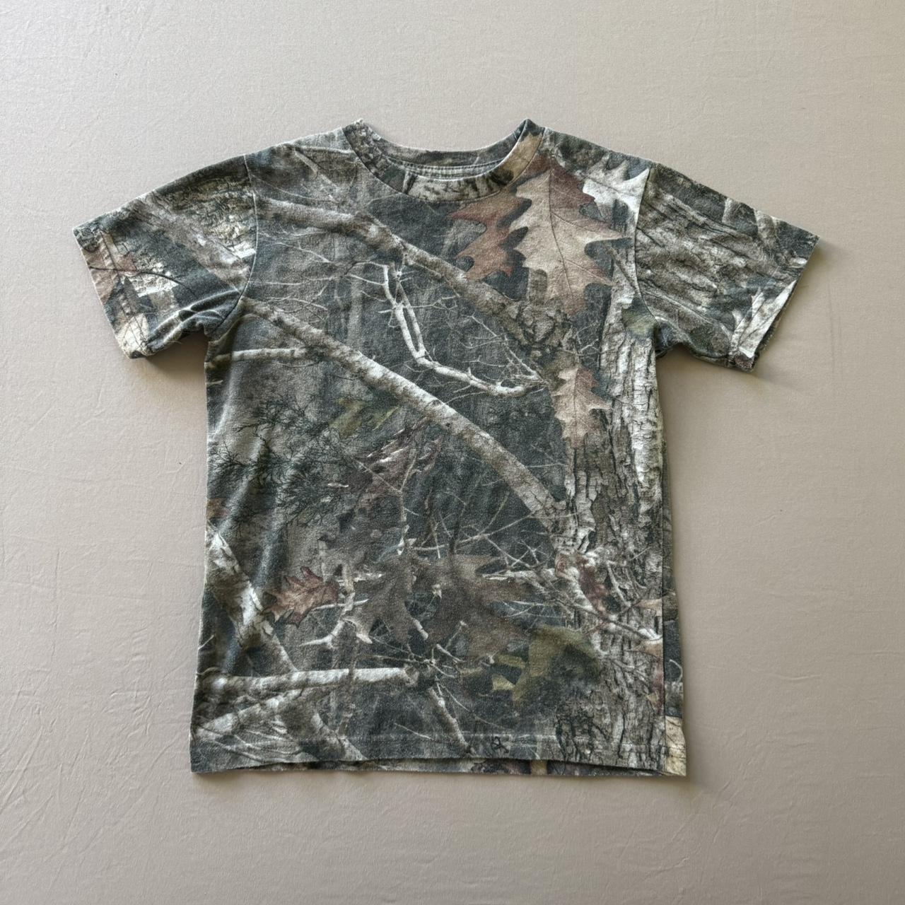 Red Head Hunter Camo Baby Tee - condition 8/10, has... | Depop